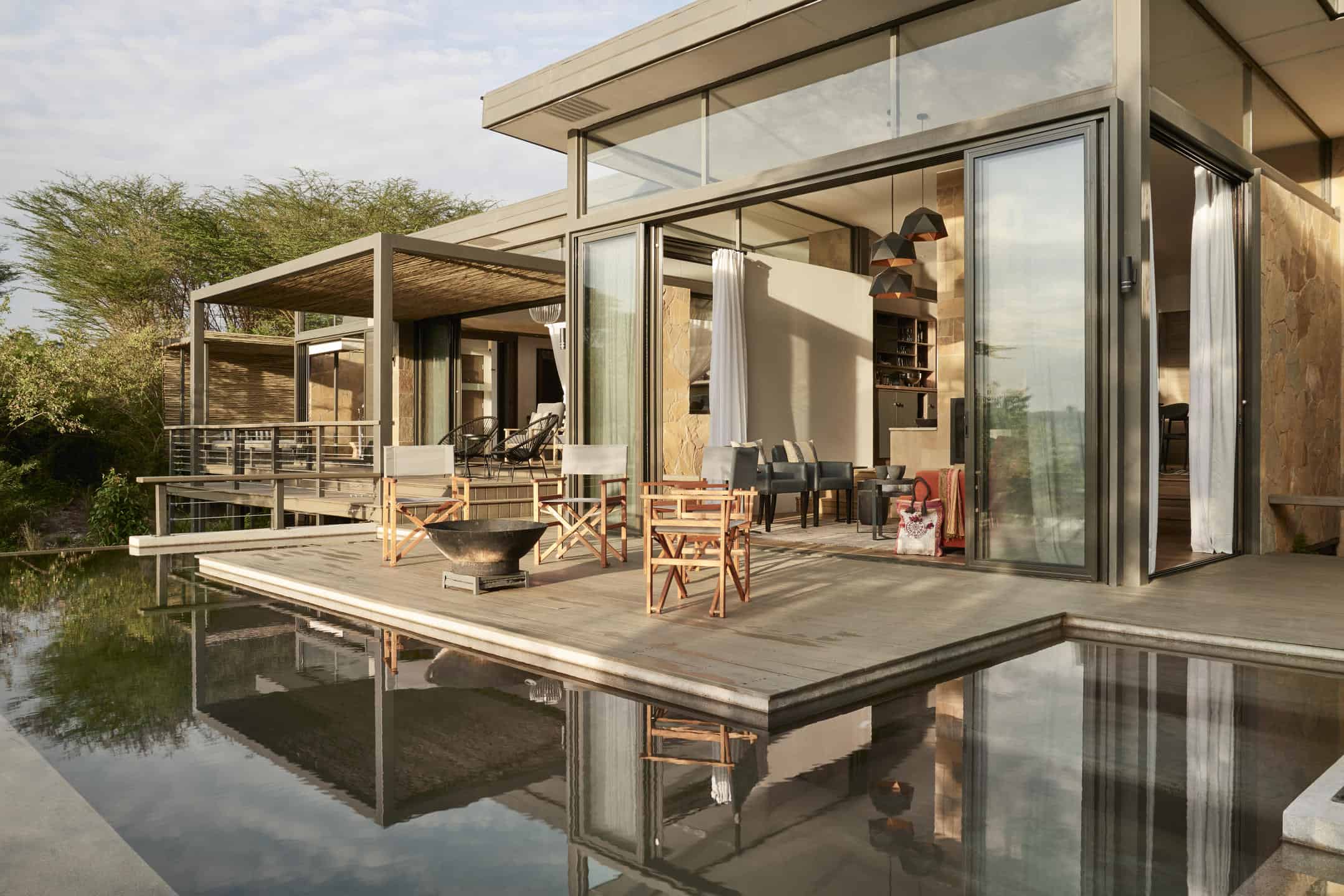 Olonana Lodge - Luxury Safari Suites | Discover Africa