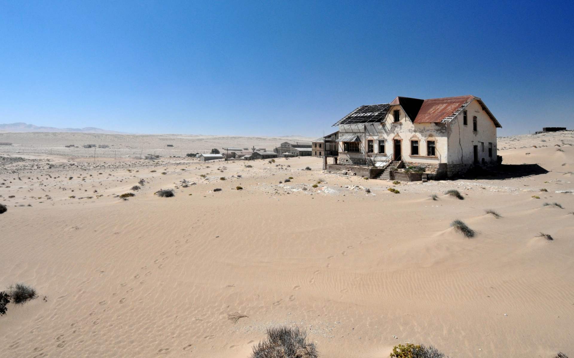 Remote Safaris in Namibia - Discover Africa