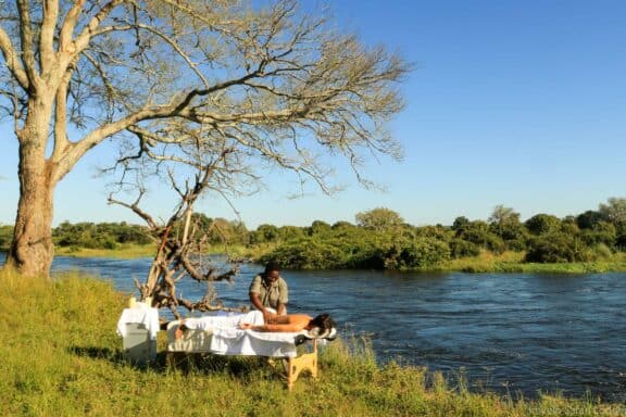Zimbabwe Safaris, Tours & Packages | Safari in Zimbabwe