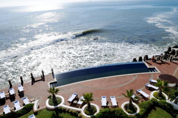 Radisson Blu Hotel Waterfront Radisson Blu Hotel Waterfront, V&A ...