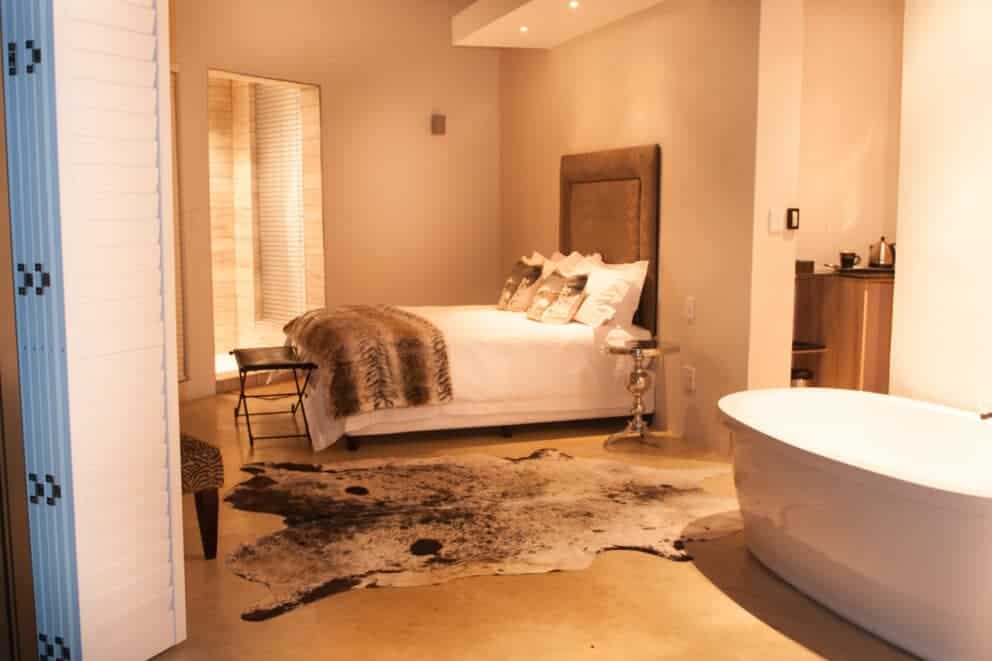 Moditlo River Lodge Moditlo River Lodge, Blue Canyon Conservancy, South ...