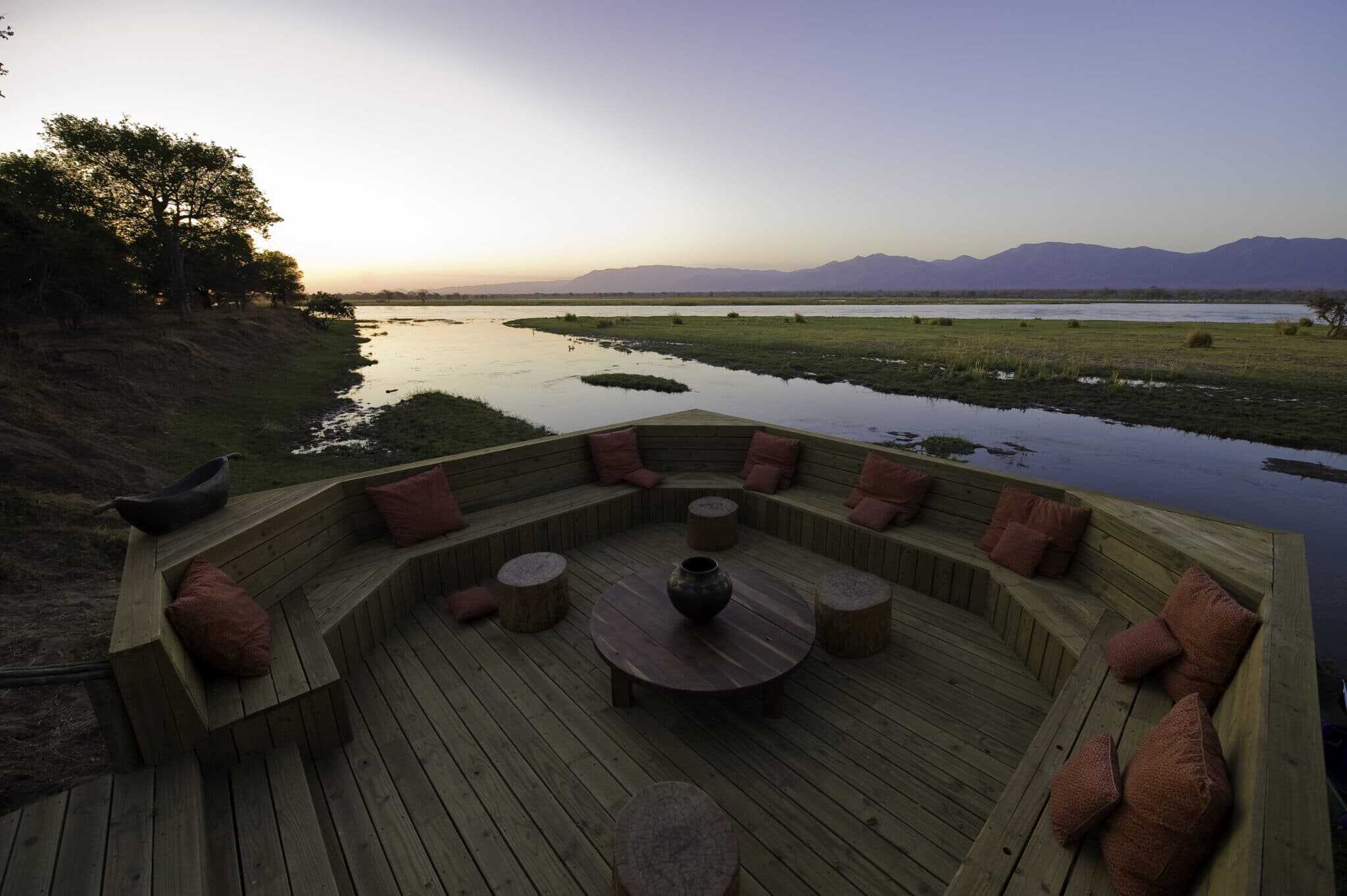 Zimbabwe’s Best 19 Safari Lodges & Camps – Discover Africa