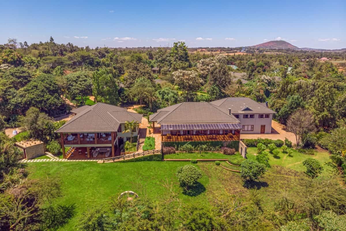 Acacia Farm Lodge – Discover Africa