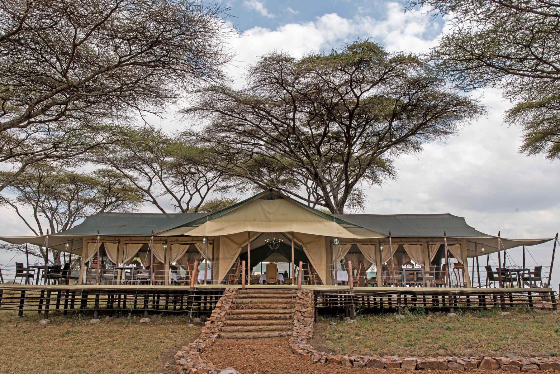 Ole Serai Luxury Camp Turner Springs – Discover Africa