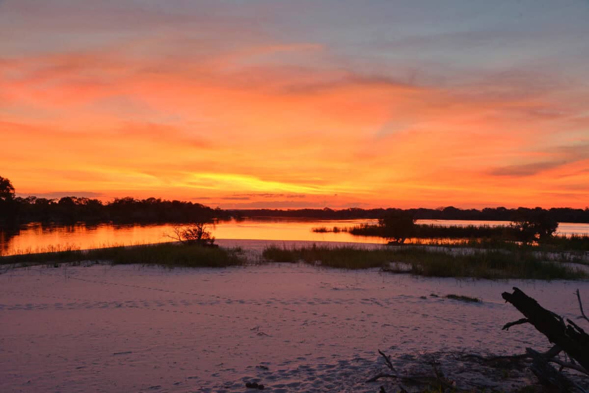 Chundu Island – Discover Africa