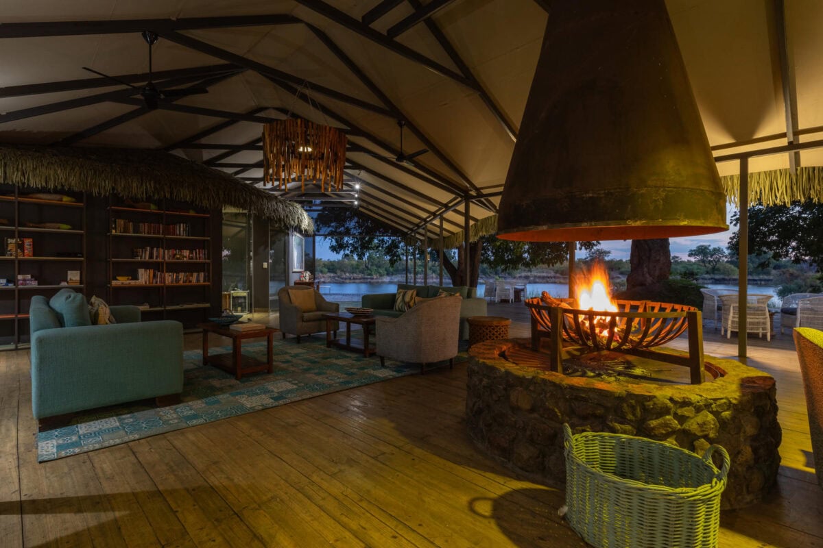 Chundu Island – Discover Africa